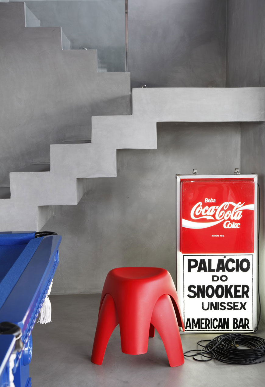 Urban Design Stairs in Apartment - My Home Deco Mag