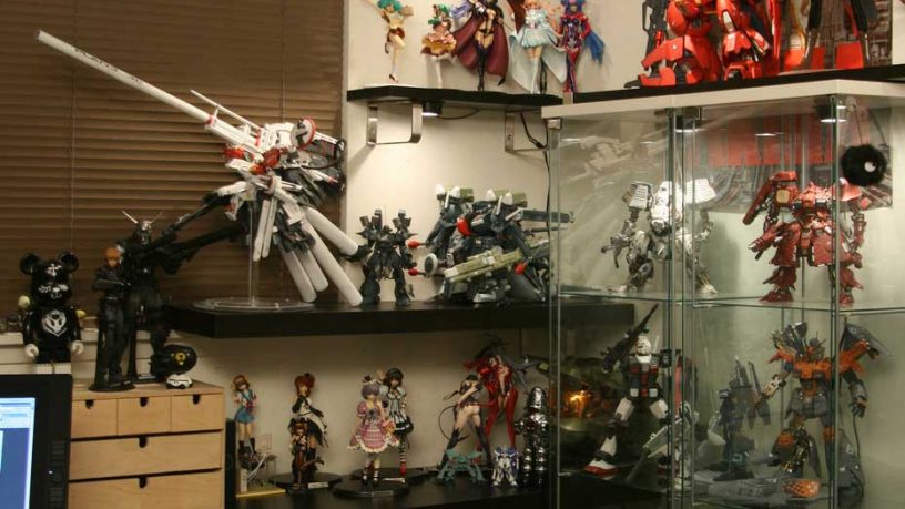 Cool Gundam Collector Cabinet Ideas - My Home Deco Mag